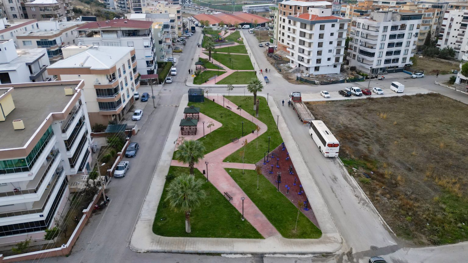 YENİ MAHALLE PARKI – Aliakent